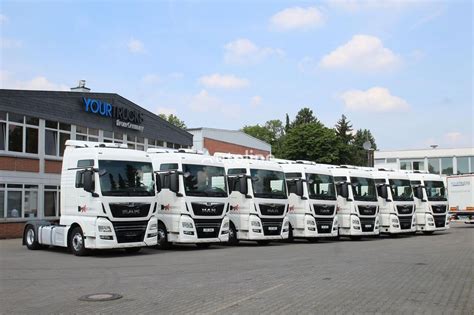MAN TGX 18 470 XXL Retarder 2 Tanks Standklima 7Unit Truck Tractor For