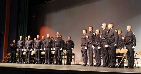 Santa Cruz Police Scpd Welcomes Two New Academy Graduates
