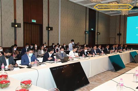 នាយឧត្តមសេនីយ៍សន្តិបណ្ឌិត នេត សាវឿន និងលោក កើត រិទ្ធ អញ្ជើញដឹកនាំកិច្ចប្រជុំលើកទី៦