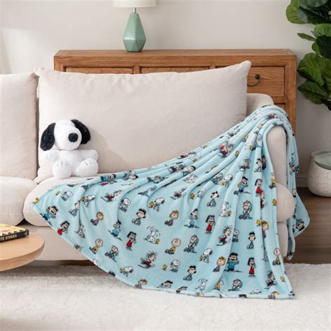Peanuts Velvetloft Throw Throws Berkshire Blanket And Home Co