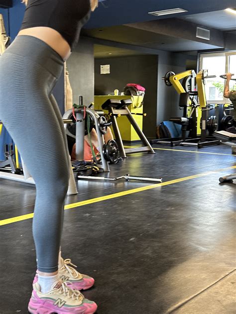 Tall Carrot Cake Exercising In Front Of Me Face Shots And Bend Overs