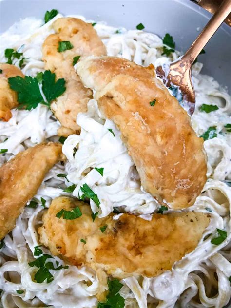 Copycat Olive Garden Chicken Fettuccine Alfredo Three Olives Branch