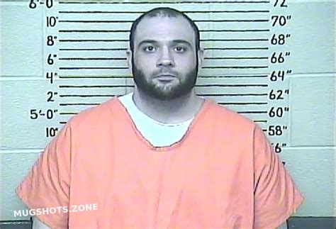 RUSSELL DANA MICHAEL 10 25 2022 Carter County Mugshots Zone
