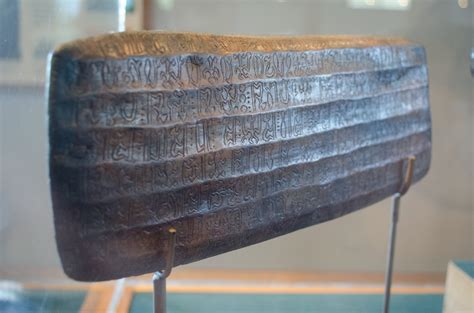 Rongorongo The Mysterious Writing Of Easter Island Is Still Undeciphered Iflscience