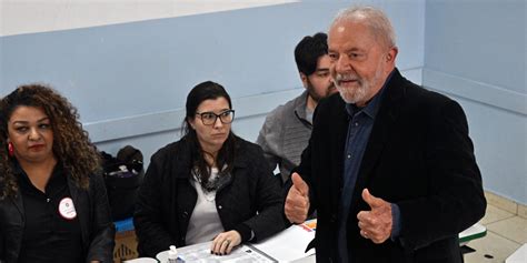 Présidentielle au Brésil Lula a voté et veut voir le pays revenir à