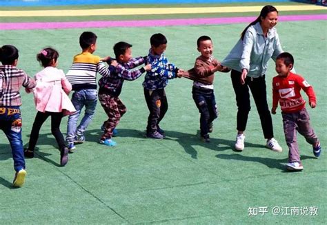 学生在学校打闹，家长带孩子上门道歉，却被对方家长“扇耳光” 知乎