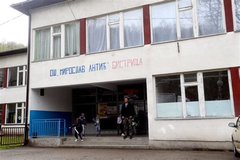 Finansiranje Osnovnih Škola Sporni Pravilnik Mogao Bi I Pred Ustavni