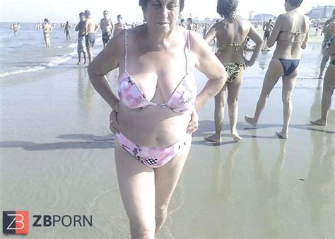 Bikini Grannies Zb Porn