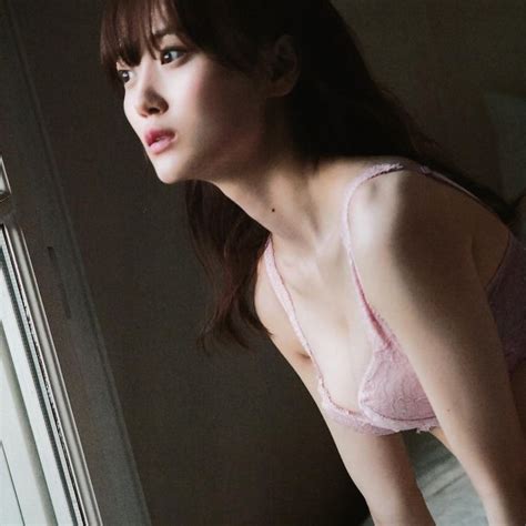 「山下美月」おしゃれまとめの人気アイデア｜pinterest｜mii 下着姿の女の子 乃木坂 写真集 女の子