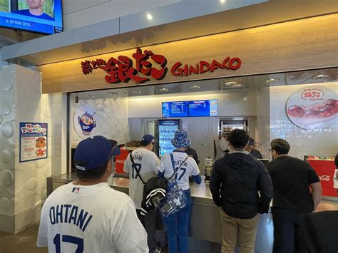 ドジャー・スタジアム 食べる スタジアム徹底解剖