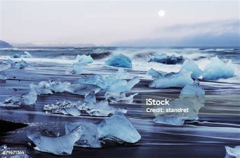 아이슬란드 Jokulsarlon 라군 아이슬란드 빙하 석호만 아름 다운 찬 풍경 사진 얼음에 대한 스톡 사진 및 기타 이미지 얼음 추운 온도 해변 Istock