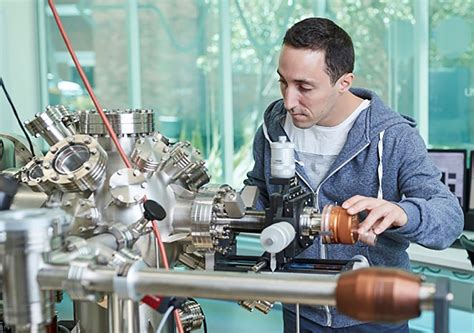 Researchers Discover Sweet Spot For Positioning Quantum Bits In