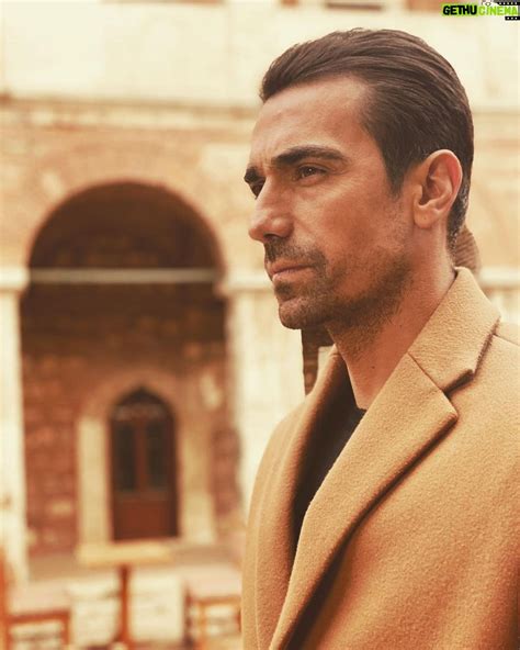 İbrahim Çelikkol Wiki Biography Age Gallery Spouse And More