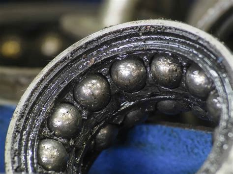 Symptoms Of A Failed Wheel Bearing