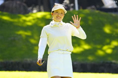 藤田光里が Audi Q5 High Style の納車を報告 「今後ともよろしくお願いします！！」 ゴルフ総合サイト Alba Net