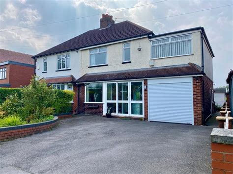 Windlehurst Road Marple Stockport Sk6 4 Bed Semi Detached House £