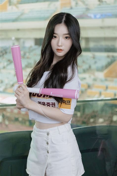 Triples Official On Twitter 야구장 유연🏟️ Triples 트리플에스 トリプルs Yooyeon