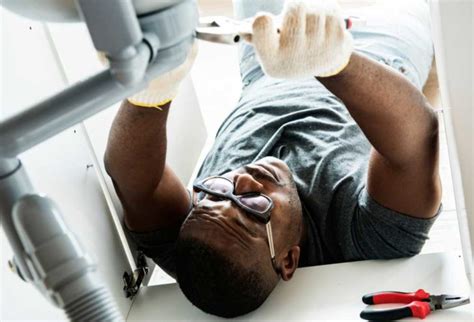 How To Install Garbage Disposal For The First Time Shiny Modern