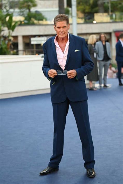 Tallest Actors In Hollywood 20 Stars That Tower Above Their Peers
