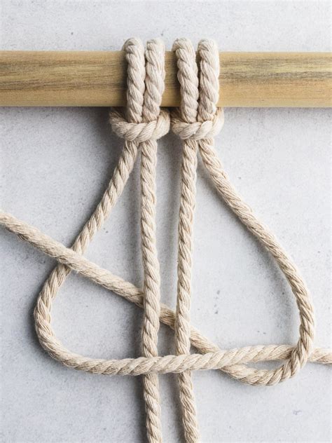 17 Basic Macrame Knots Step By Step Instructions Sarah Maker