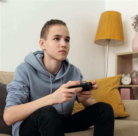 How To Set Age Limit For Content On Xbox Consoles