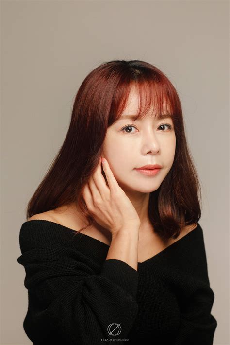 Shin Yi Picture 신이 Hancinema