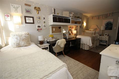 Pin By Briana Morales On Room Ideas In 2023 Dorm Room Styles Dorm