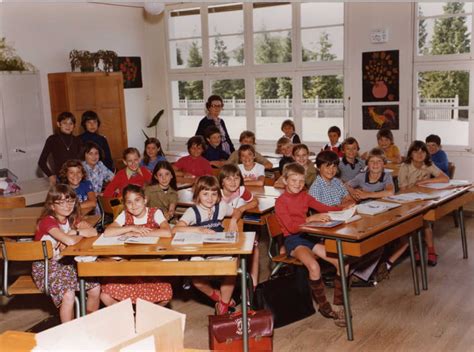 Photo De Classe Cm2 De 1978 Ecole Primaire Copains Davant