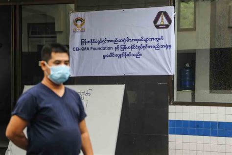 Dvb စားဝတ်နေရေးအခက်ကြုံနေသည့် ရုပ်ရှင်လောကသားများအတွက် စားနပ်ရိက္ခာထောက်ပံ့