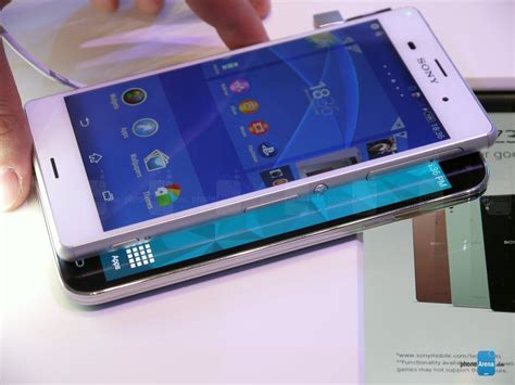 Sony Xperia Z Vs Galaxy S First Look Phonearena