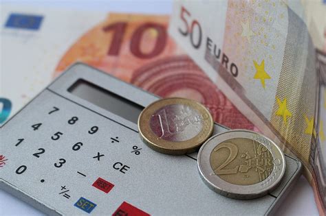 Declaración de la Renta 2023: Guía Completa del IRPF en España