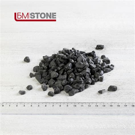 Мраморная каменная крошка цвет черный фракция 5 10 мм 3 кг 207 Декоратиный грунт купить