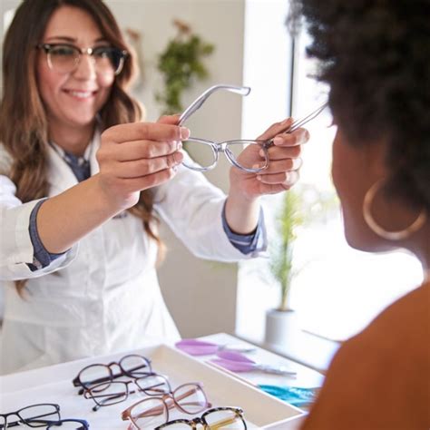 Common Eyeglass Fit Issues And How To Solve Them
