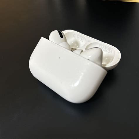 Airpods Pro 第1世代 A2084 メルカリ
