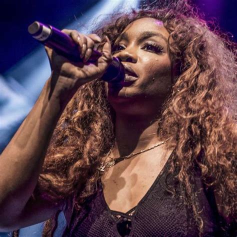 Sza Age Birthday Biography Movies Albums And Facts