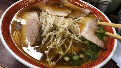これが岡山ラーメンの天神そば！ツウも虜になる濃厚鶏ガラ醤油スープとオリジナル細麺！行列に並んでも是非食べてほしい！ 食道楽の岡山ランチ