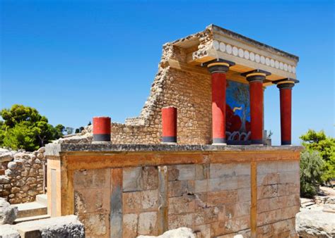 Everything You Need To Know About Knossos Palace