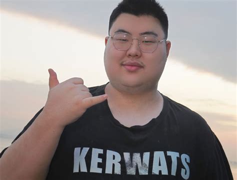 真让瓶子说对了！狼队小胖高调复播，春季赛首发稳稳到手！