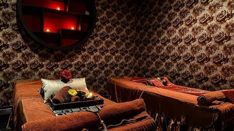 7 Best Late Night Massage Parlours In Singapore