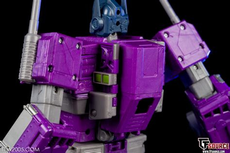 Optimus Prime Shattered Glass Reflector Tfw2005