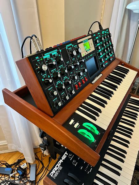 Matrixsynth Moog Minimoog Voyager Select Series Jade Green W Cherry Wood