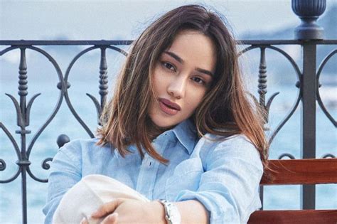 Шахло Ахмедова показала процесс новой фотосессии