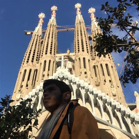 Yan Santos Archdaily