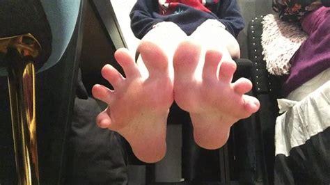 Pov College Girl Rubbing Rainbow Cake Lotion On Bare Feet Sweetxgeek