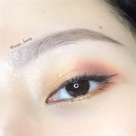 You Had Me At Hello 眼妝教學 四種眼妝一盤搞定 美妝板 Dcard