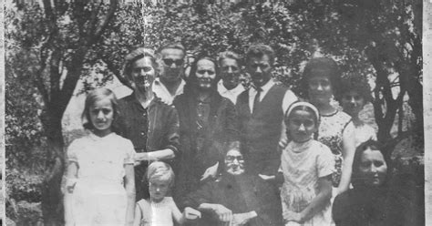 ΤΣΙΤΑΛΙΩΤΙΚΕΣ ΑΝΑΜΝΗΣΕΙΣ ΦΩΤΟΓΡΑΦΙΑ ΤΗΣ ΔΕΚΑΕΤΙΑΣ ΤΟΥ 60 ΑΠΟ ΜΙΑ ΠΟΛΥΜΕΛΗΣ ΟΙΚΟΓΕΝΕΙΑΣ του