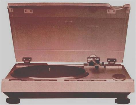 Phase Linear Model 8000 Series Two Turntable Equip Profile Nov 1980