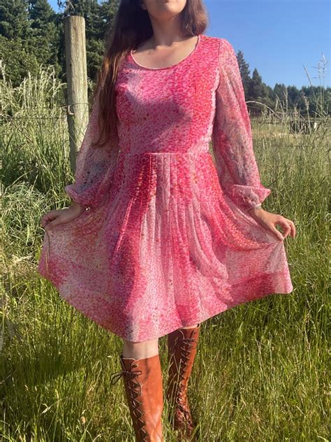 Vintage 1960s Dress Pink Gem