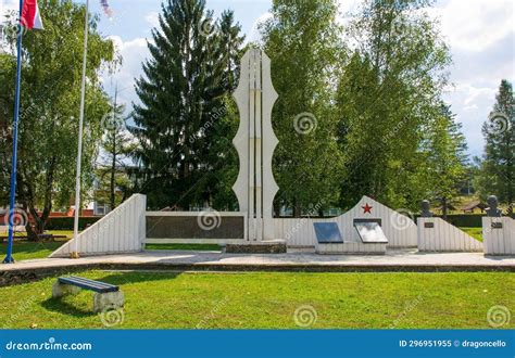 War Memorial In Cecava Bosnia Editorial Image Image Of Brutalist Wwii 296951955