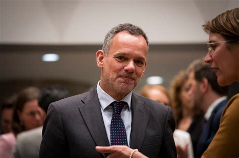 Minister Veldkamp botst met oppositie over Israël Ik hoor mevrouw